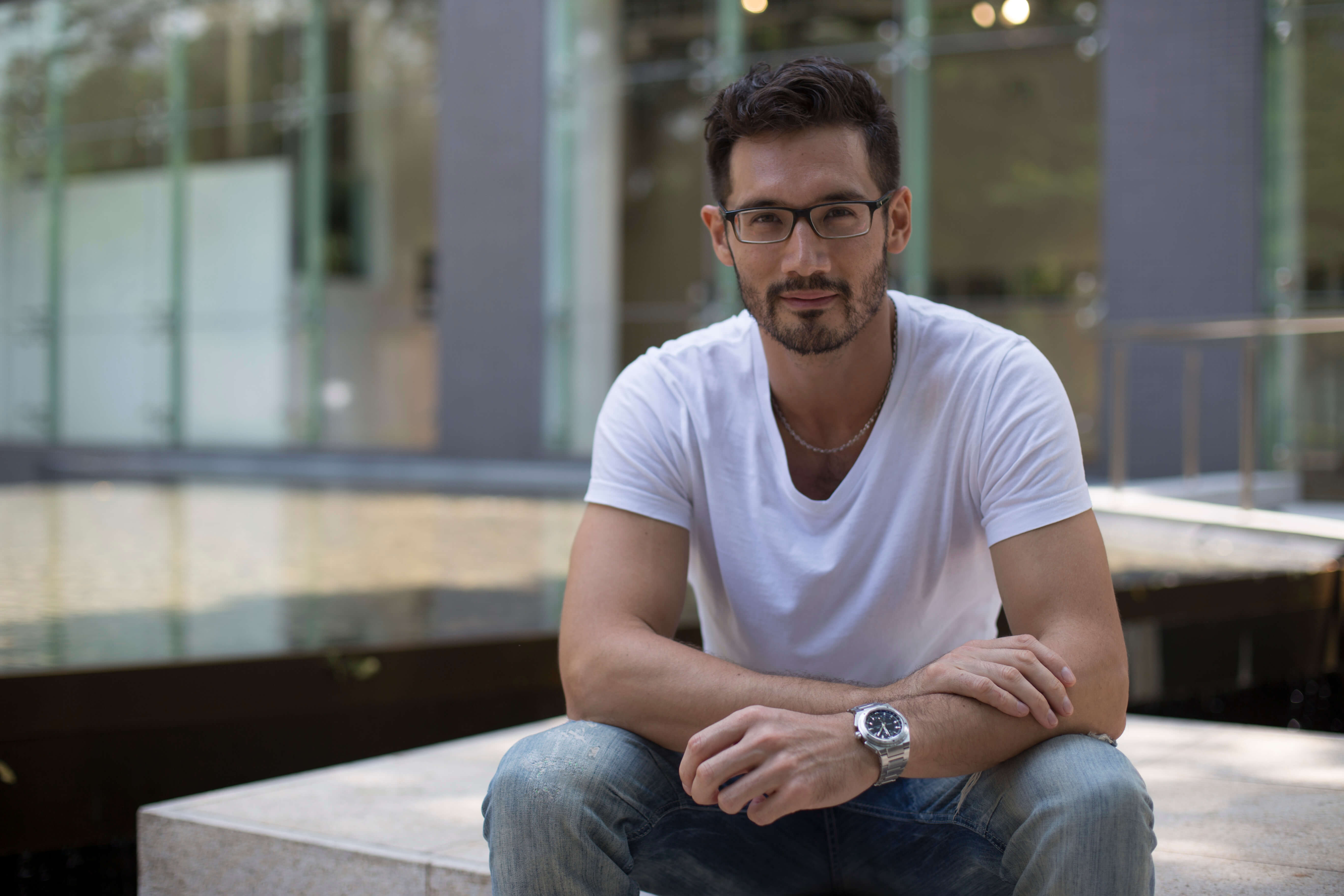 Unbox reality in rainbow concrete jungle – The Young Reporter