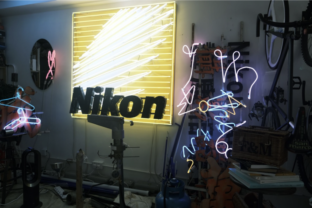 Hong Kong’s neon in new art form – The Young Reporter
